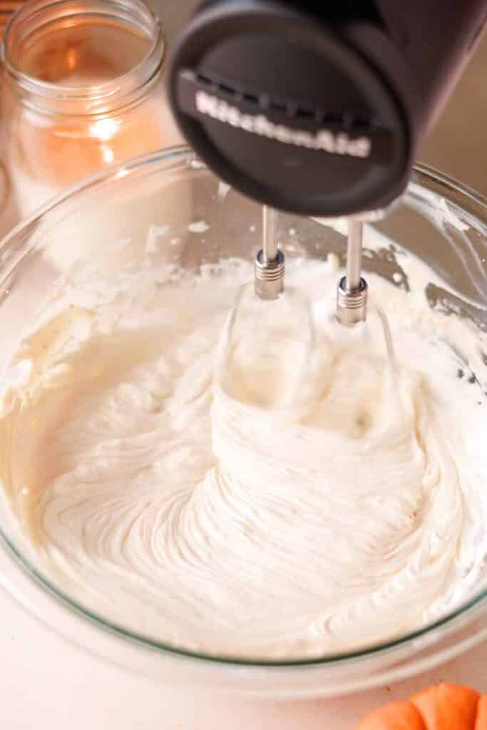 Pumpkin Cheesecake Roll - Flouring Kitchen