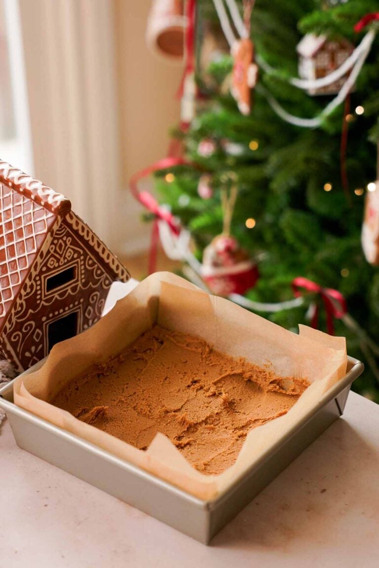 Gingerbread Brownies - Flouring Kitchen